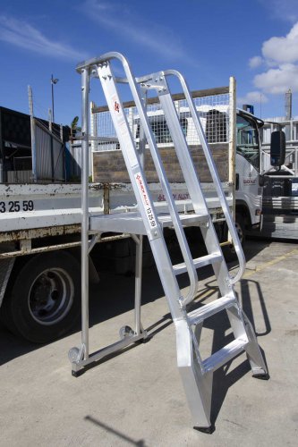 Foldable Step Platform | QuickAlly